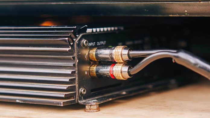 What is a Monoblock Car Audio Amplifier? - Sonic Electronix Learning ...