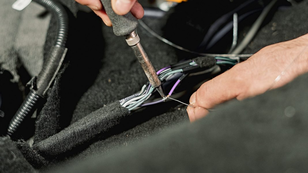 How To Bypass Your Car's Factory Amplifier: A Comprehensive Guide ...